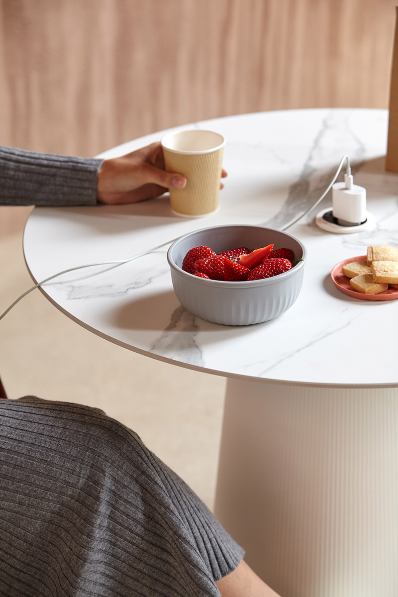 Dorik side tables
