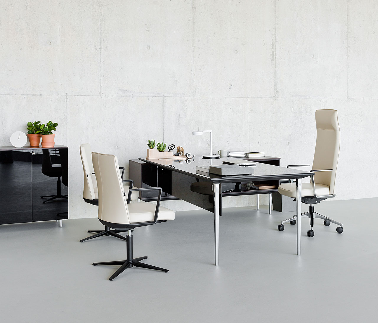Longo Tables