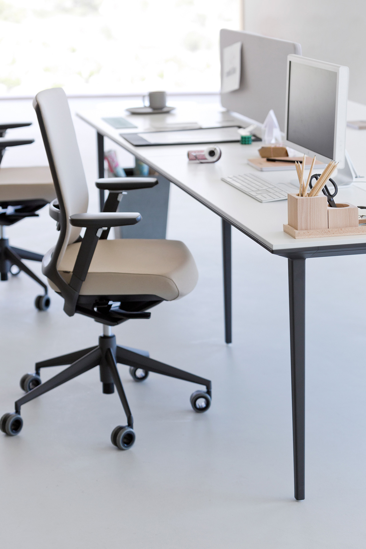 Sillas de oficina TNK 500 AUREA